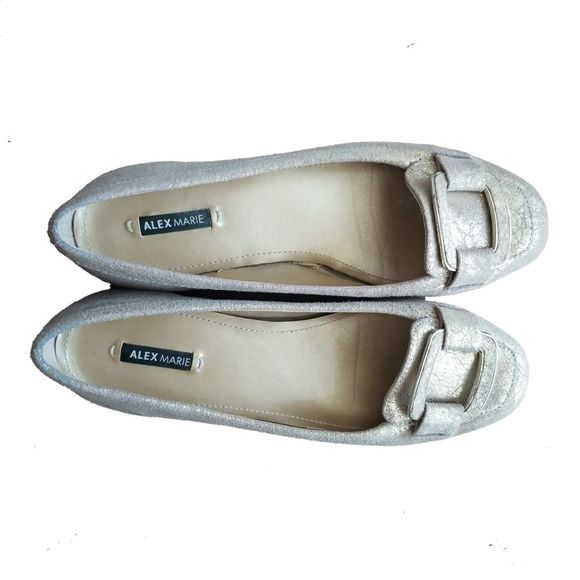Alex Marie | Shoes | Alex Marie Gold Metallic Leather Flats 7m | Poshmark